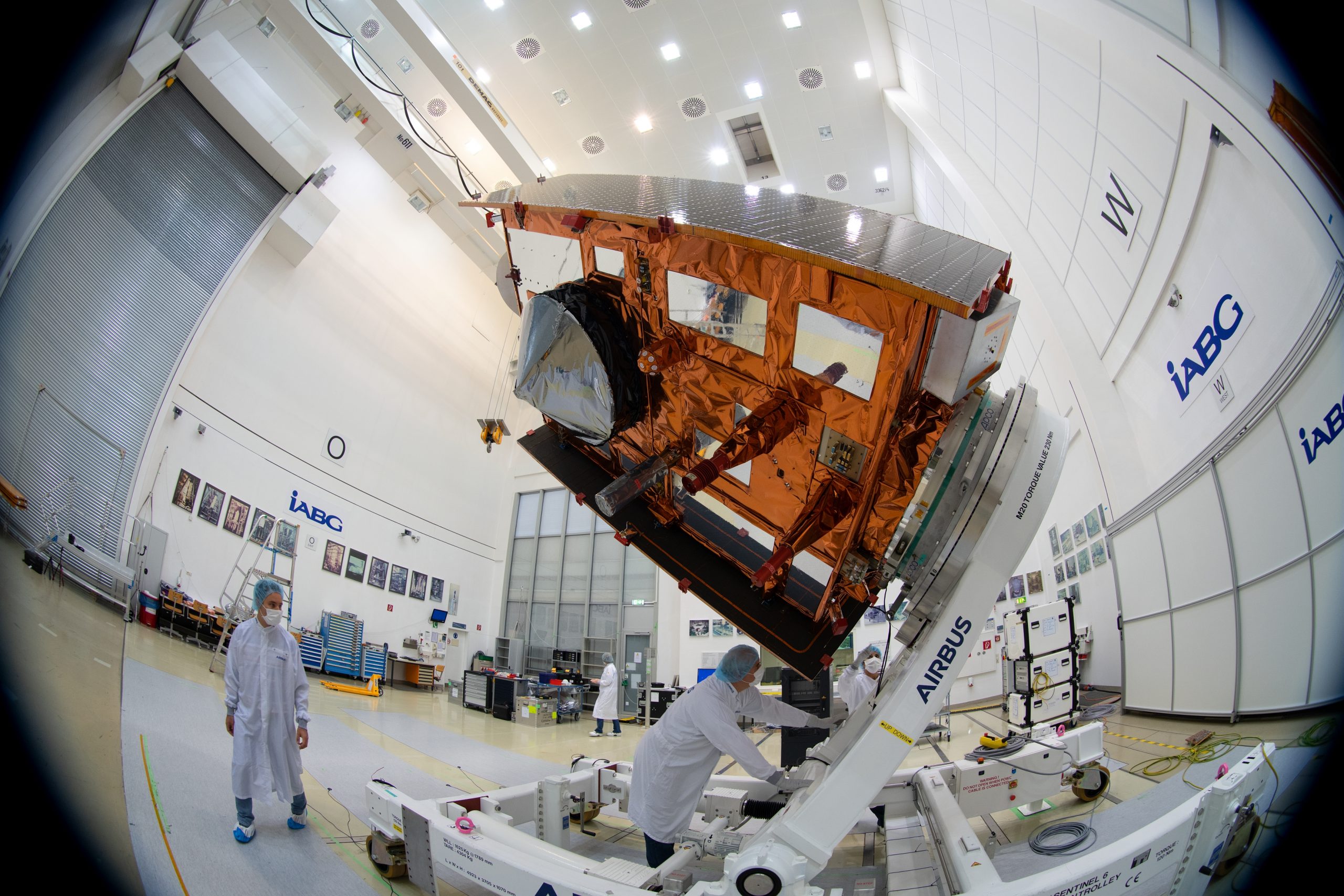 The new Copernicus mission provides free data about 95% of the ocean ...