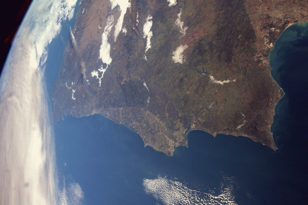 Portuguese Space Agency launches survey to update the Portuguese Space ...